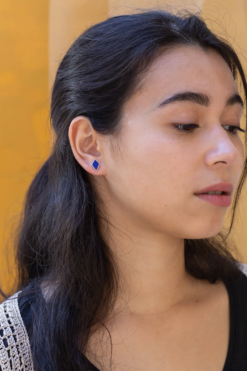 KITE Silver Earstuds in Lapis Lazuli – Artisan & Fox